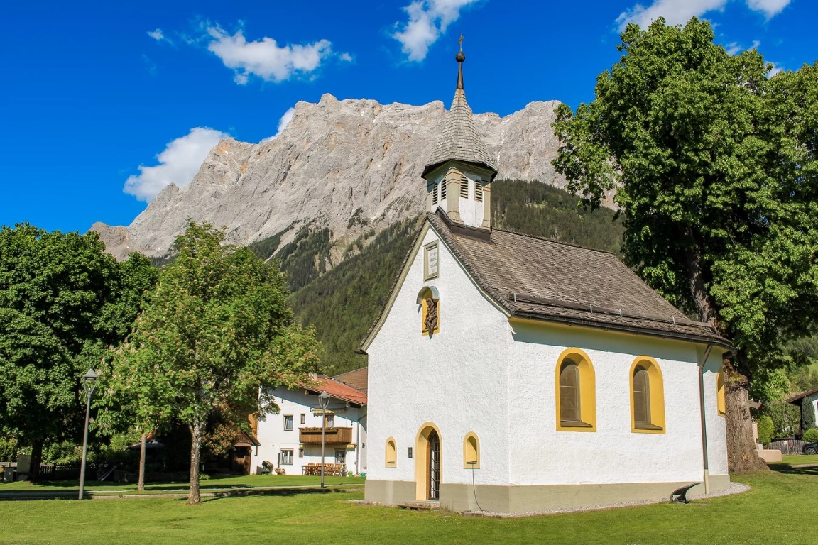 Ehrwald - wintersportplaats in Zugspitz Arena